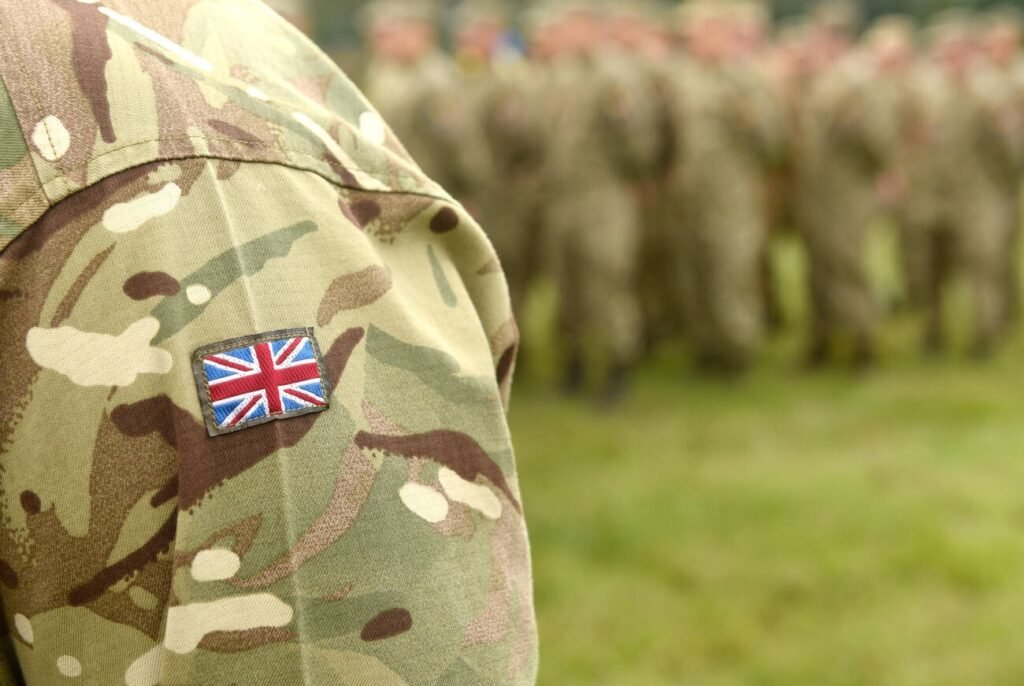 Declining British military workforce, Report about Old Empire ...